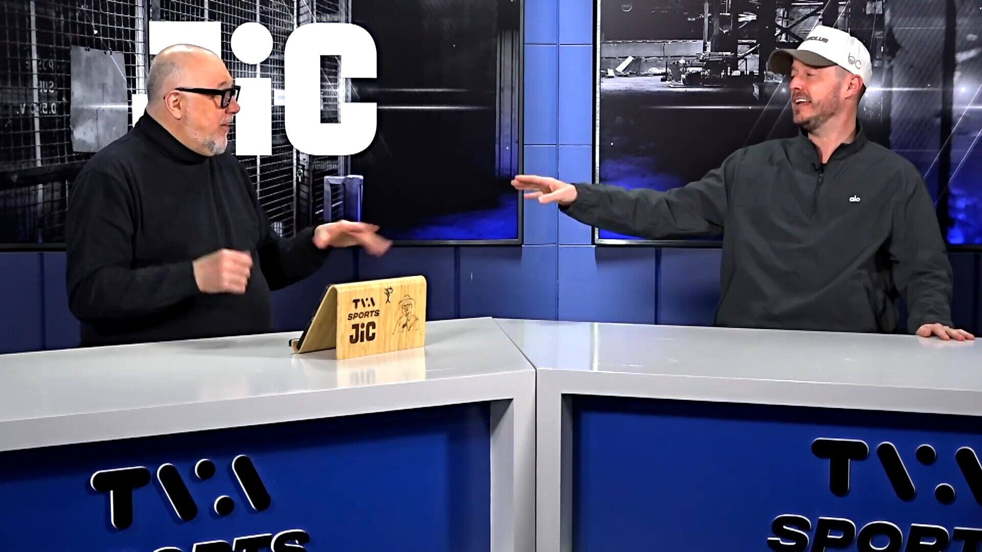 Un match de hockey entre Olivier Primeau, Lewis le fou et Jean-Charles ...