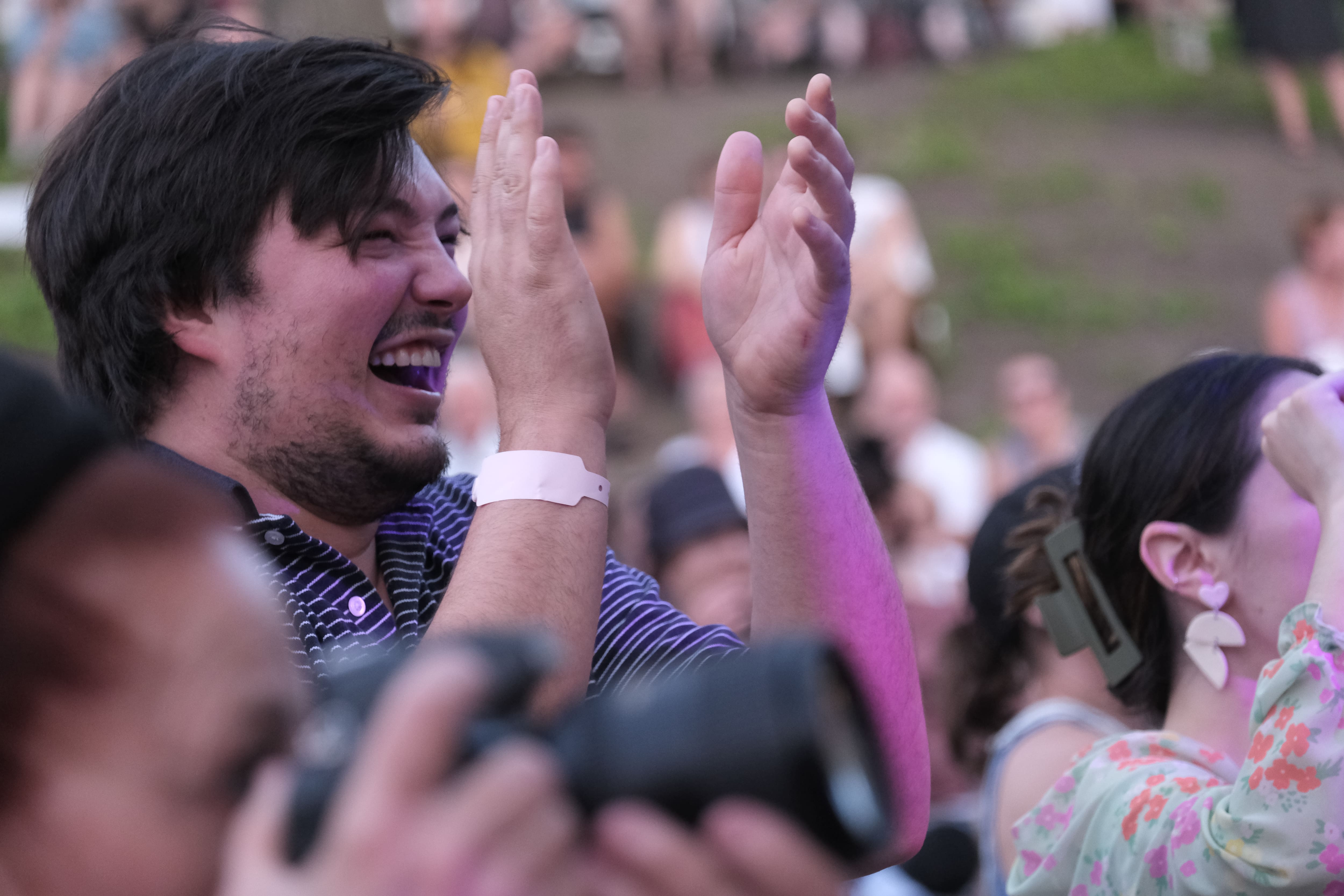 [VIDÉO] Serge Fiori chante Harmonium deux fois plutôt qu'une | JDQ