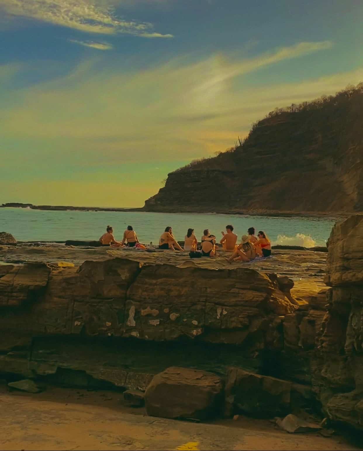 Géraldine Lamarche revient énergisée d'une retraite de yoga au ...
