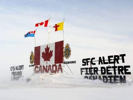 Plus proche de Moscou que d’Ottawa: cette base militaire canadienne est ...
