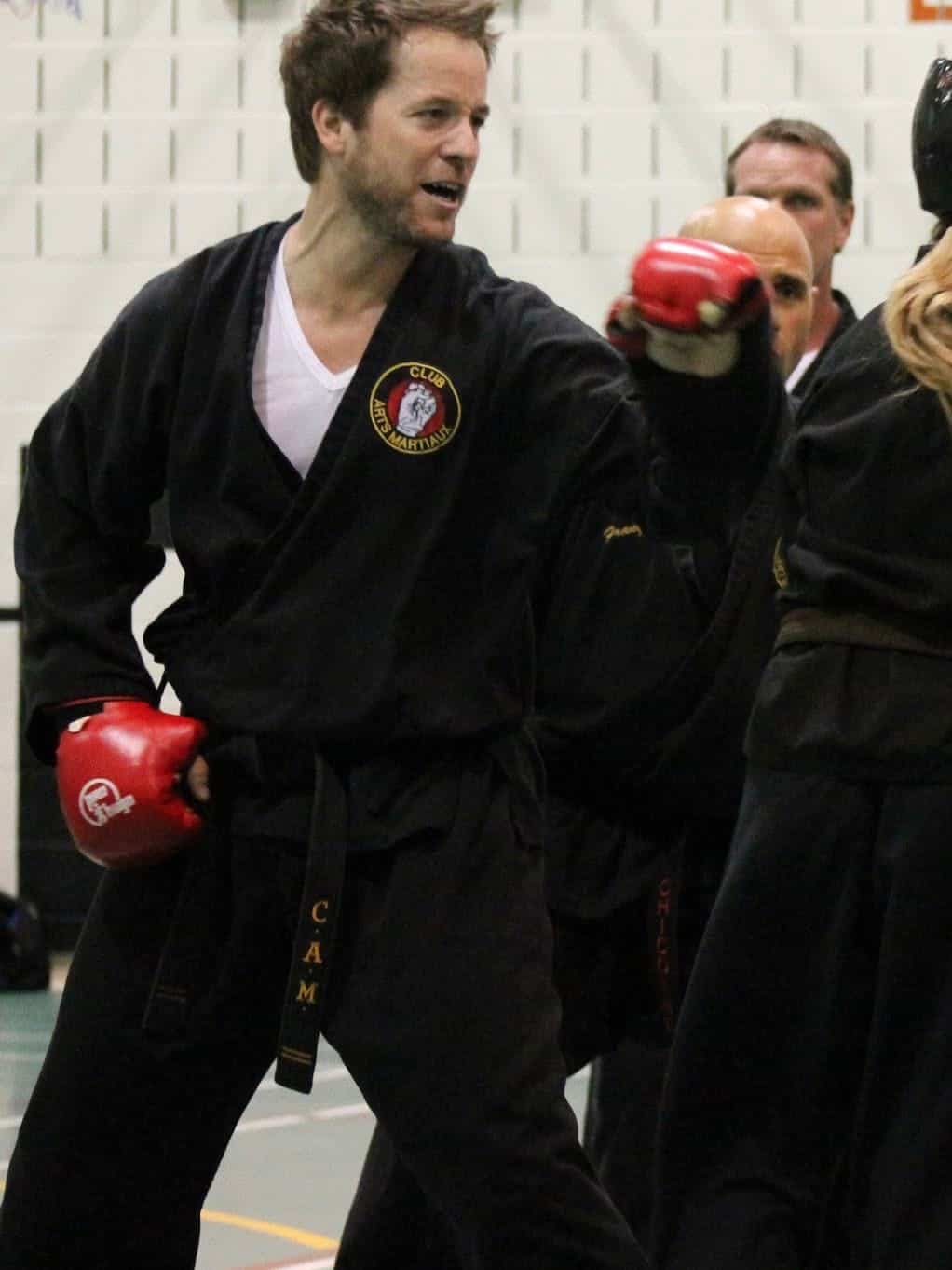 Découvrez le lien particulier qui unit Roy Dupuis et ce chroniqueur de ...