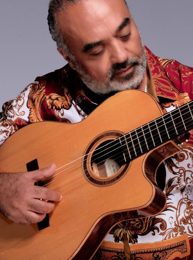 «Les Québécois ont du sang gipsy»: Chico Castillo de retour au Québec | JDM