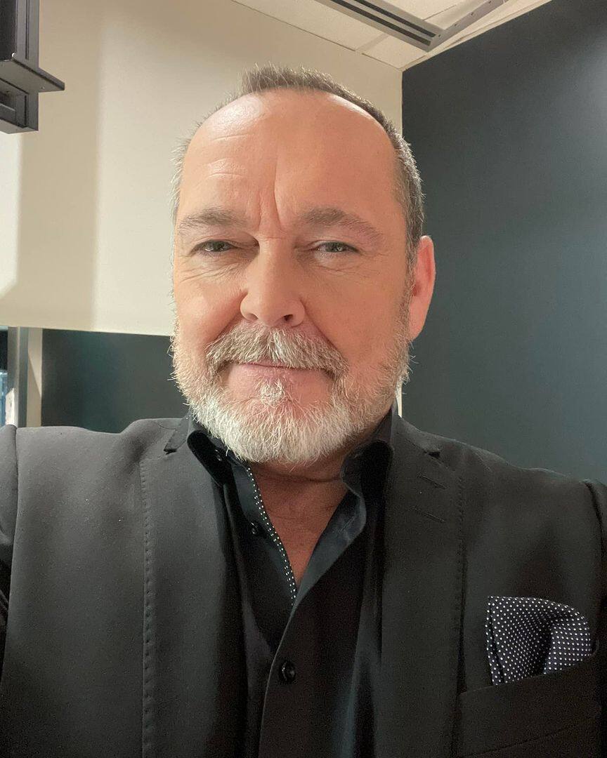 A rare photo of Jean-Michel Anctil accompanied by his lover - Archyde