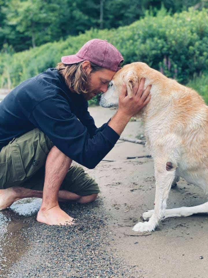 Jonathan Roy a perdu son compagnon des 14 dernières années | 7 Jours