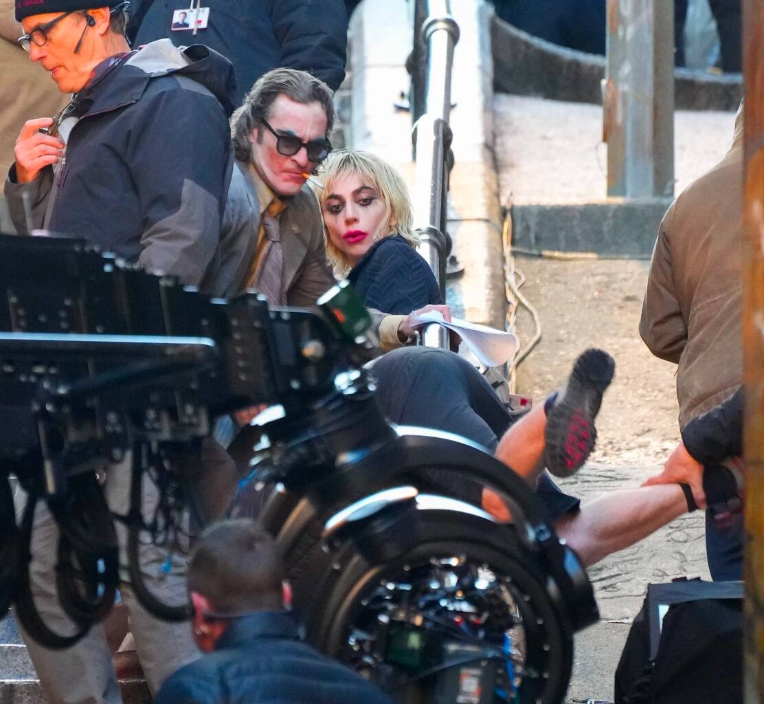 Joker 2: Lady Gaga et Joaquin Phoenix dansent dans de nouvelles images ...