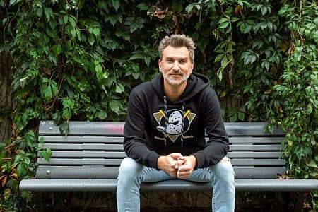 «Dix stricts trente thés un»: Jean-Thomas Jobin revient avec un ...