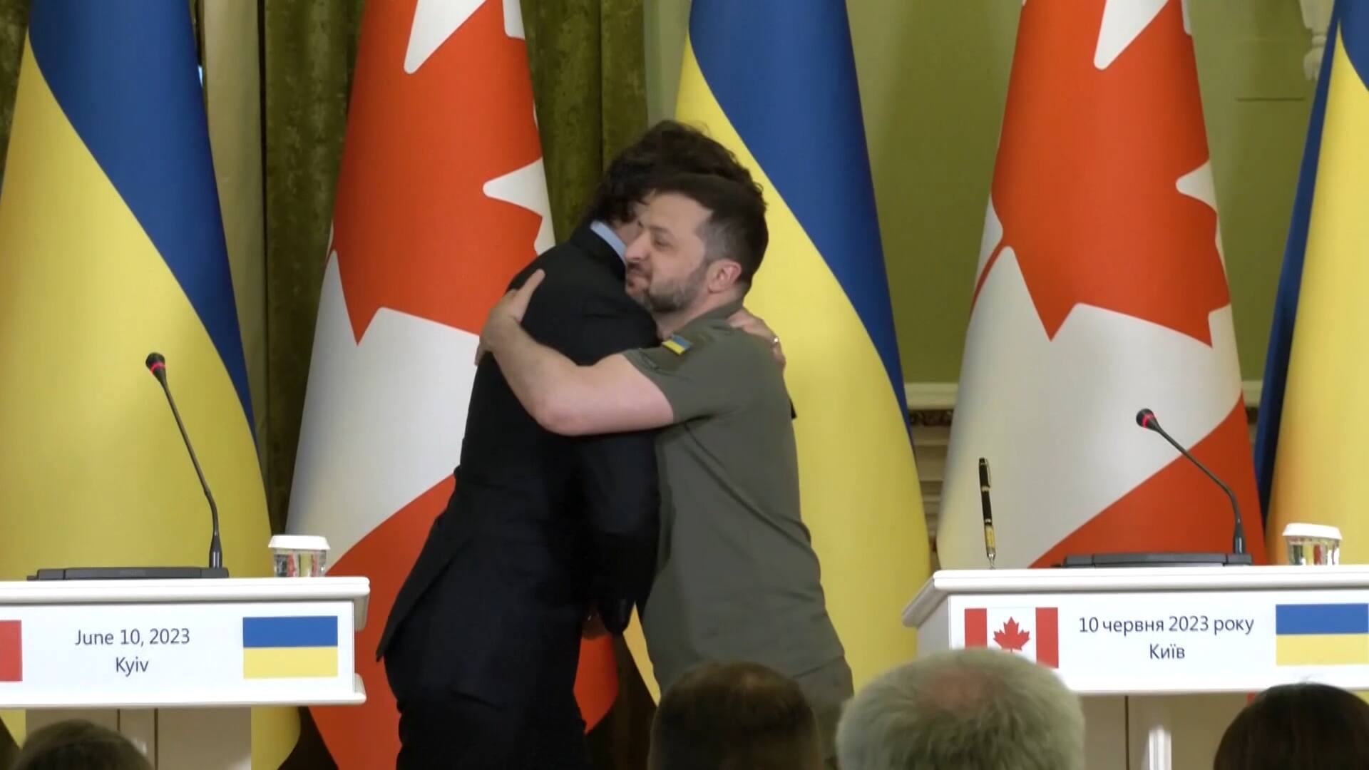 Justin Trudeau en visite surprise en Ukraine; de nouvelles sanctions ...