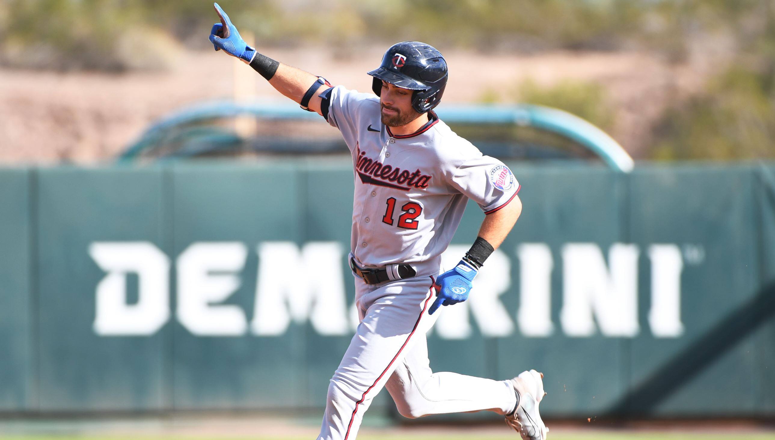 Baseball: Édouard Julien fait sentir sa présence avec les Twins | JDM