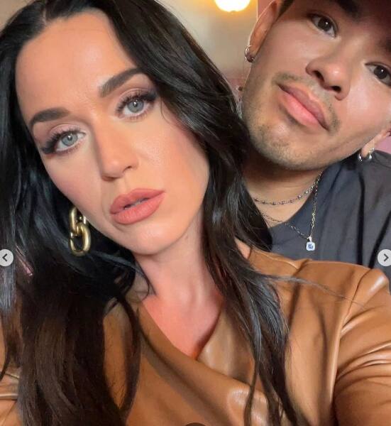 «Il ne reste que nous, avec un monde plus sombre sans toi»: Katy Perry ...