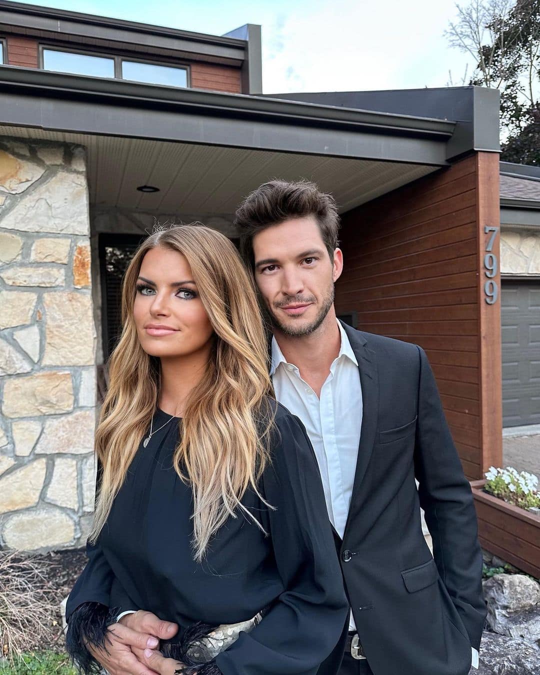 Kim Lévesque Lizotte célèbre une décennie d'amour avec Éric Bruneau | 7 ...