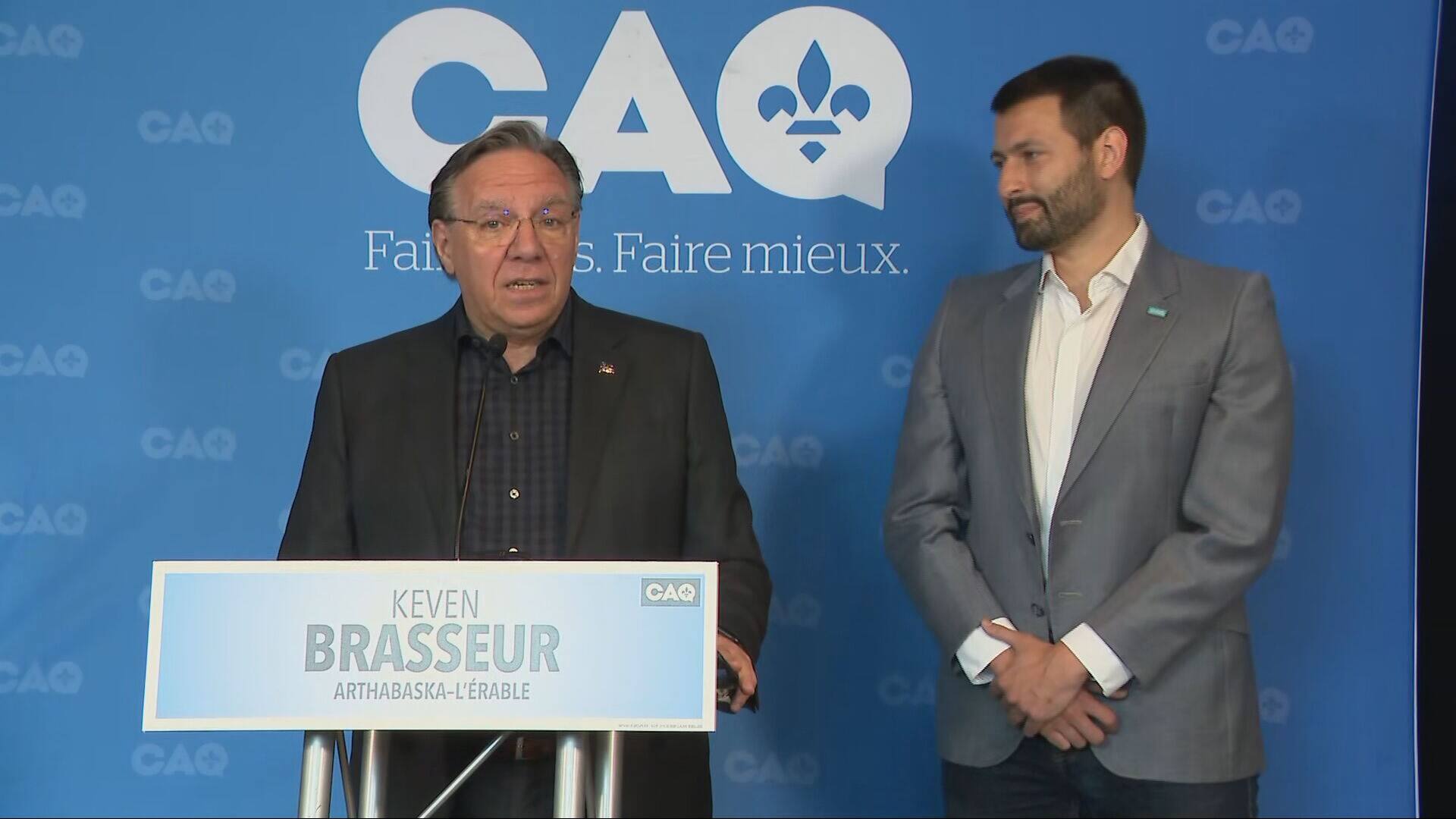 François Legault et les biscuits cachés de mémé | JDM