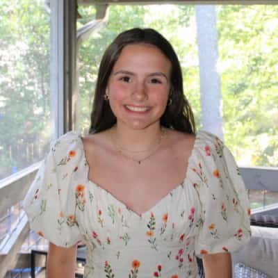 «Elle était inerte»: attaquée par un requin en Floride, une ado de 15 ...