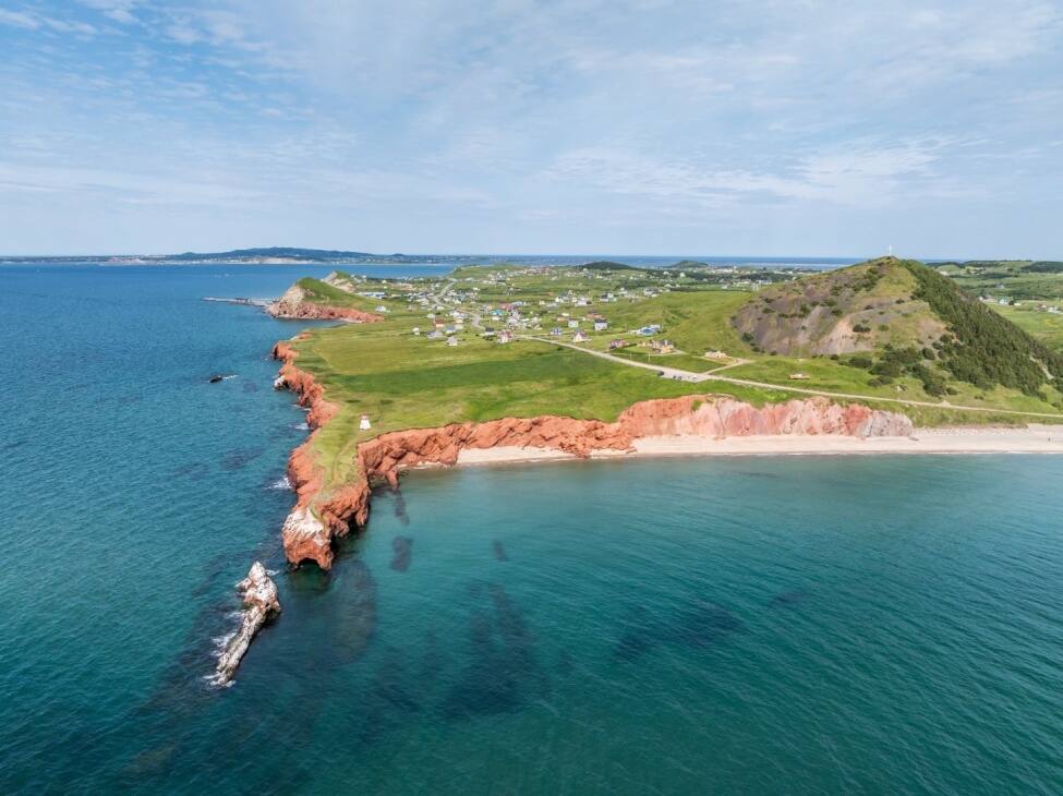 Propriété de Julie Snyder aux Îles-de-la-Madeleine: le phare du Cap ...