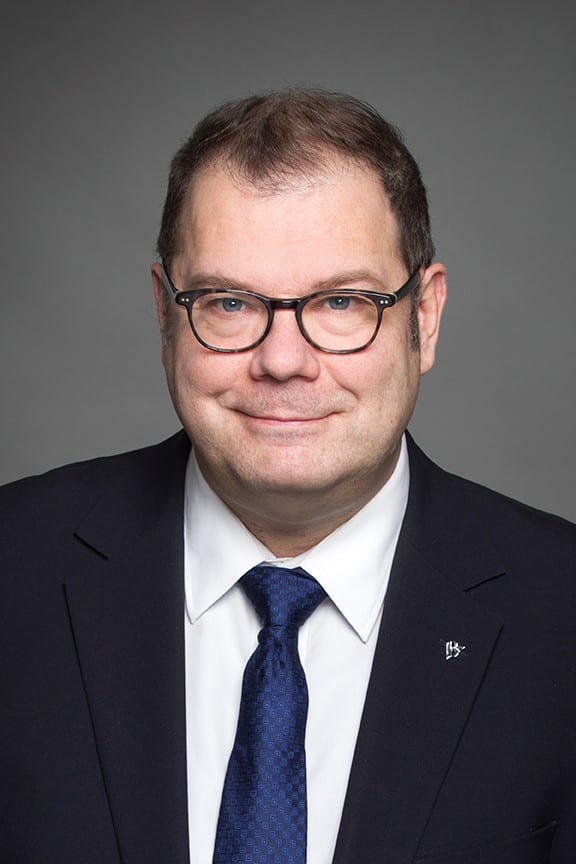 Réforme de la Loi sur les langues officielles: Ottawa nous passe un ...