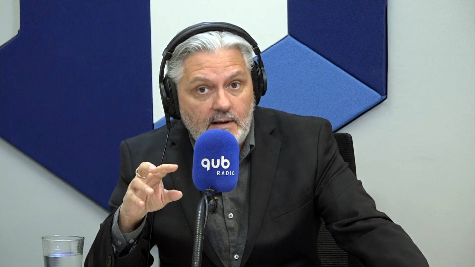 «Il faut envoyer un message clair, le Québec n’est pas une province ...