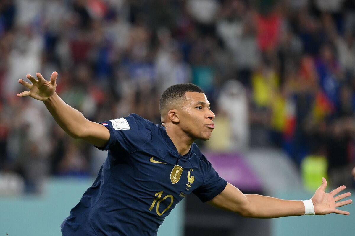 La France, première qualifiée pour la phase éliminatoire - TVA Sports