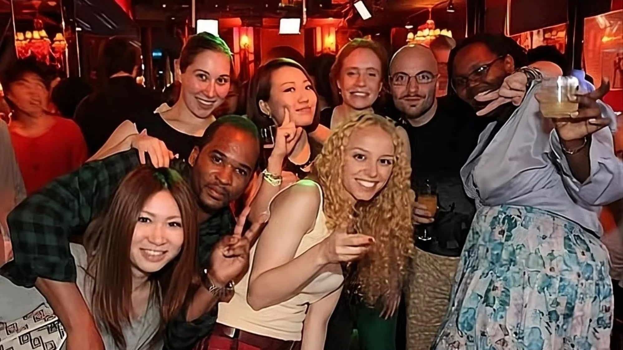 L'essor des rencontres en réel : une réponse à la fatigue numérique des ...