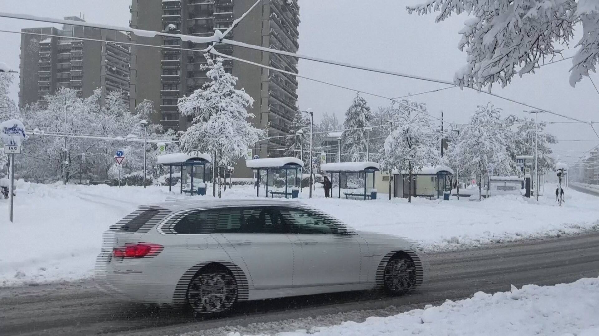 EN VIDÉO | Des accumulations de neige dépassant les 40 cm en Allemagne ...