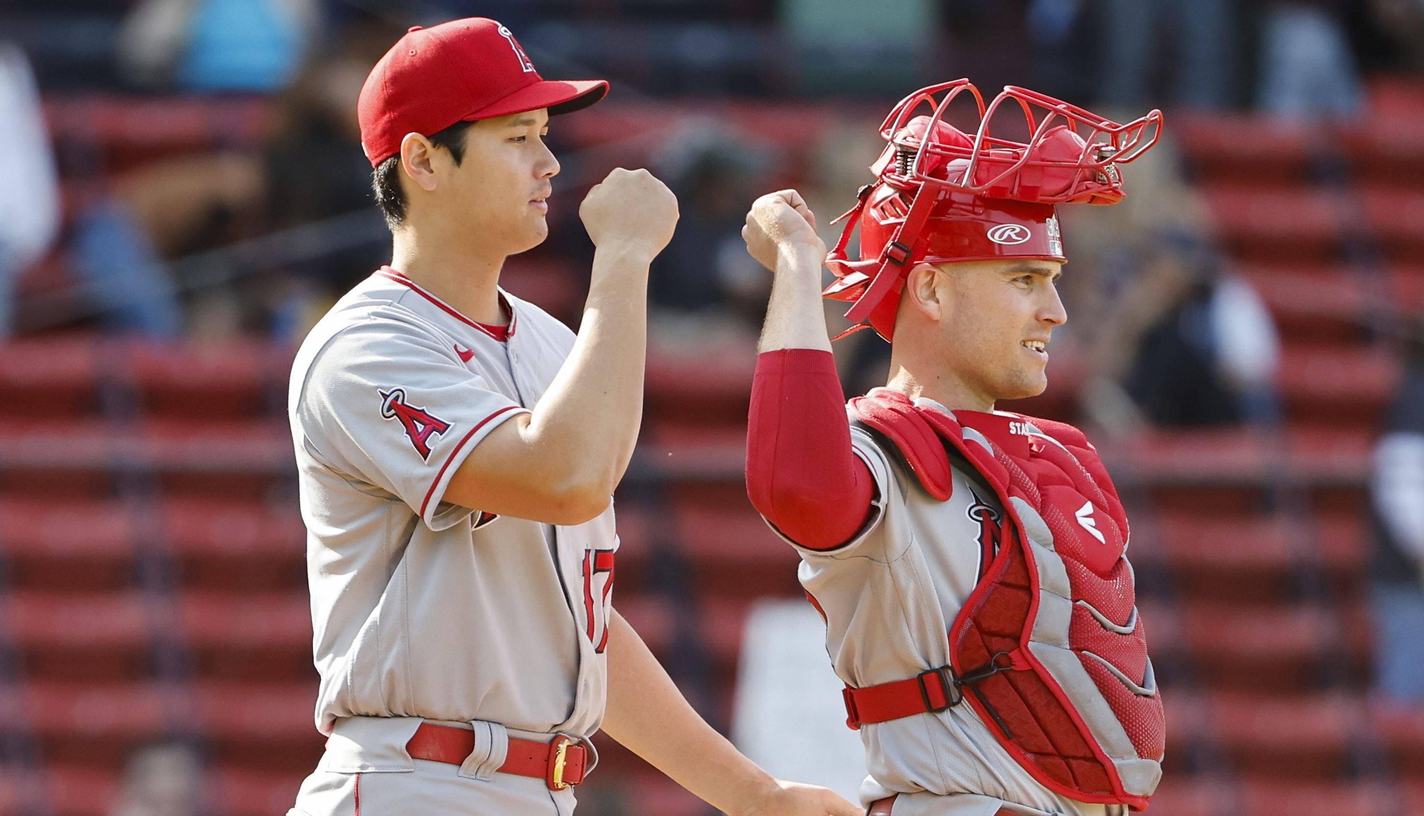 Shohei Ohtani imite Babe Ruth au Fenway Park - TVA Sports