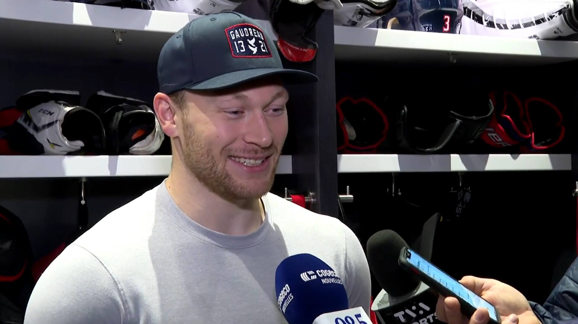 Mathieu Olivier entend bien ce qui se dit à Montréal - TVA Sports