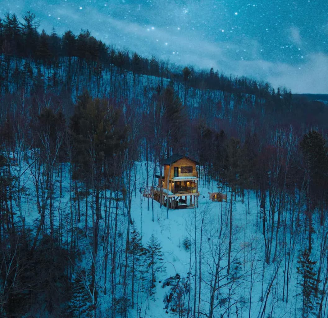 5 nouveaux mini-chalets avec spa pour une escapade en nature | JDM