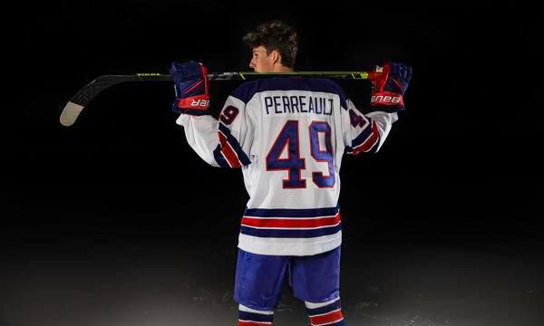 Gabriel Perreault fracasse le record d'Auston Matthews - TVA Sports