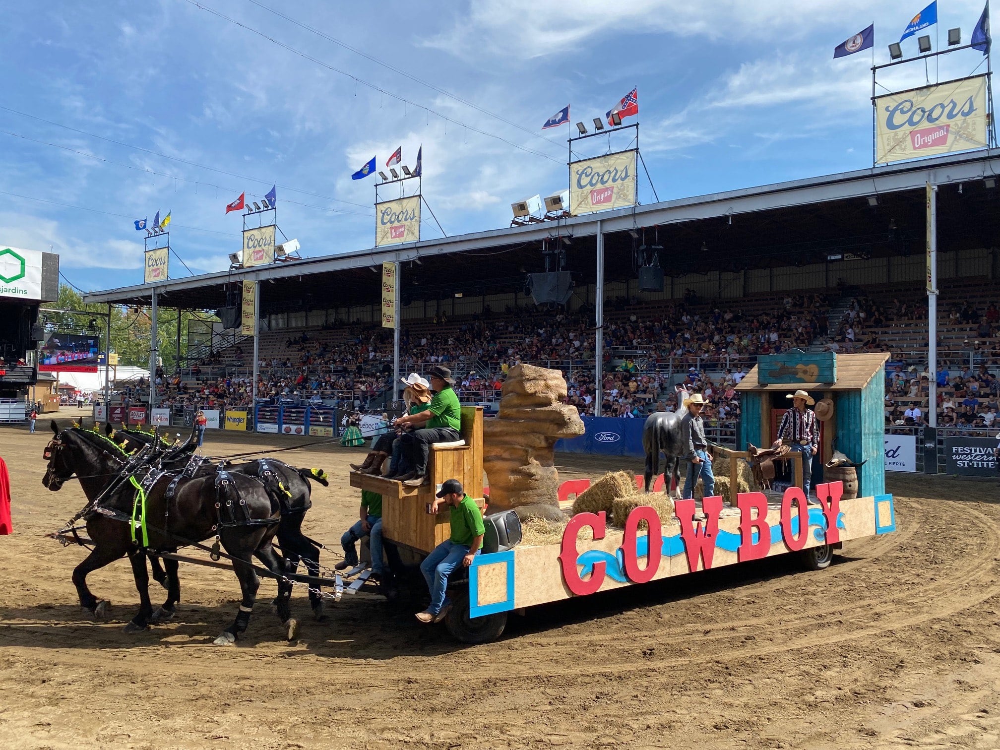 Le retour des festivaliers au Festival Western de St-Tite | JDM