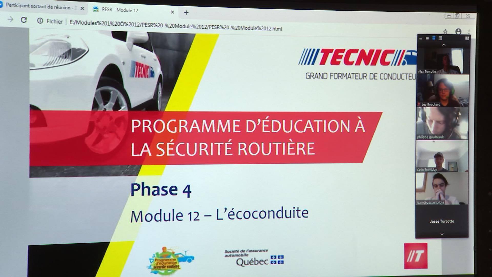 Des cours de conduite en ligne populaires | JDQ