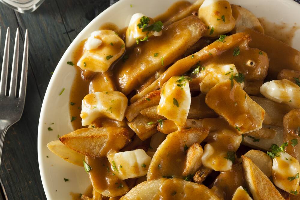 Poutine : nos 5 meilleures recettes pour faire plaisir aux enfants ...