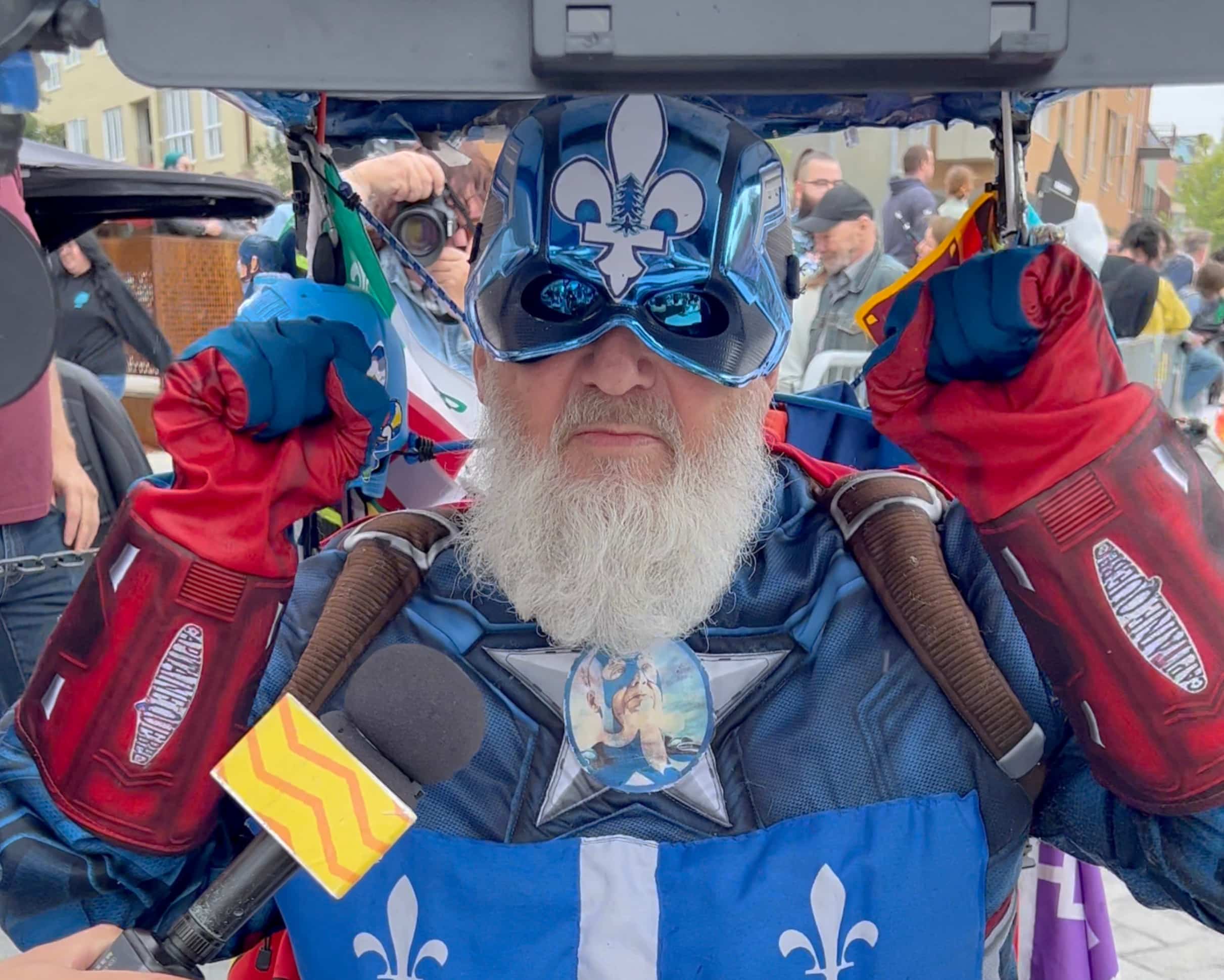 Capitaine Québec remporte la grande course de triporteurs du quartier ...