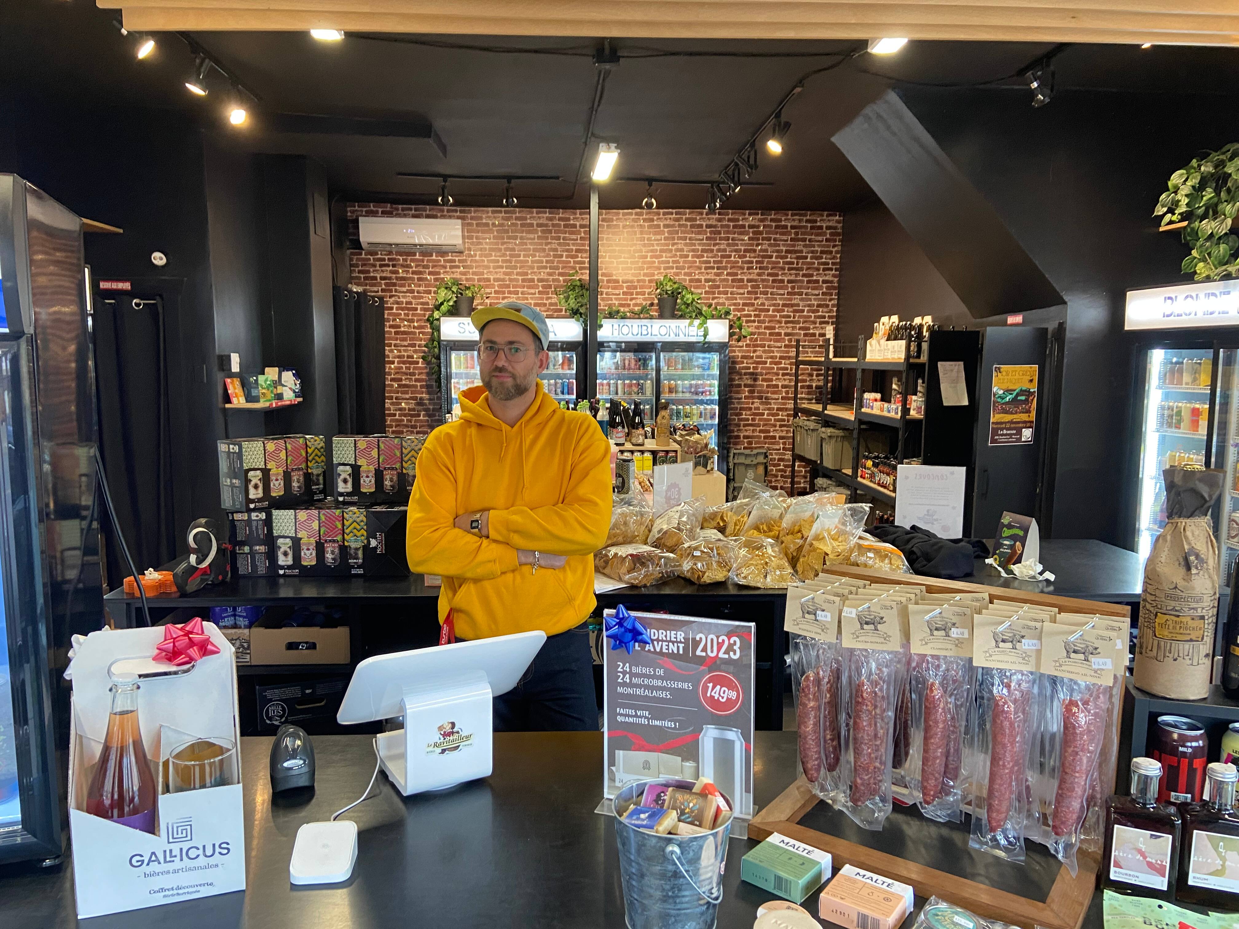 Un détaillant de bières québécoises a de la broue dans le toupet | JDM