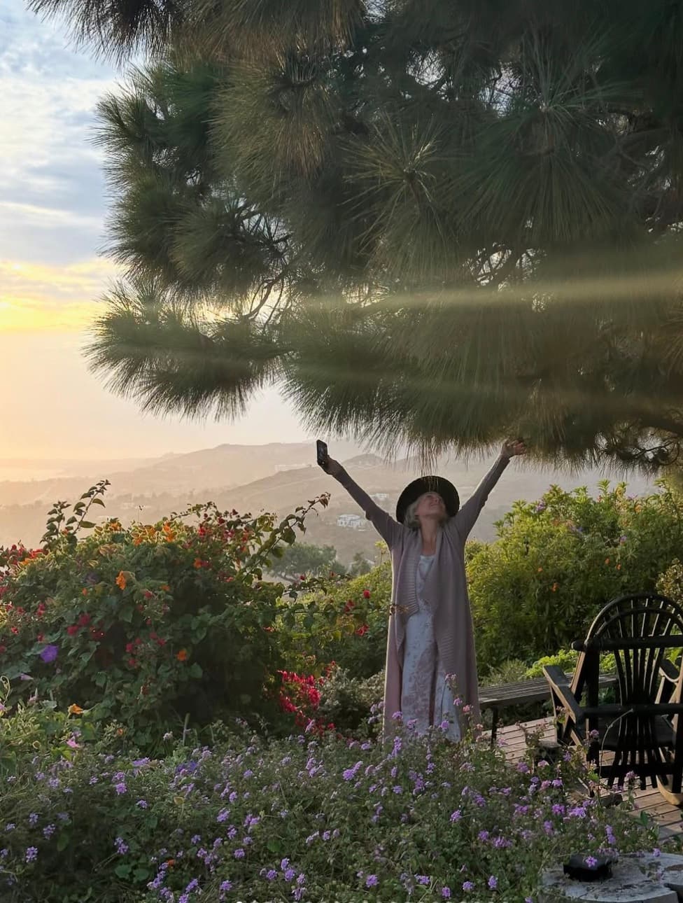 «Le jour où on a perdu notre maison»: l’animatrice américaine Ricki ...