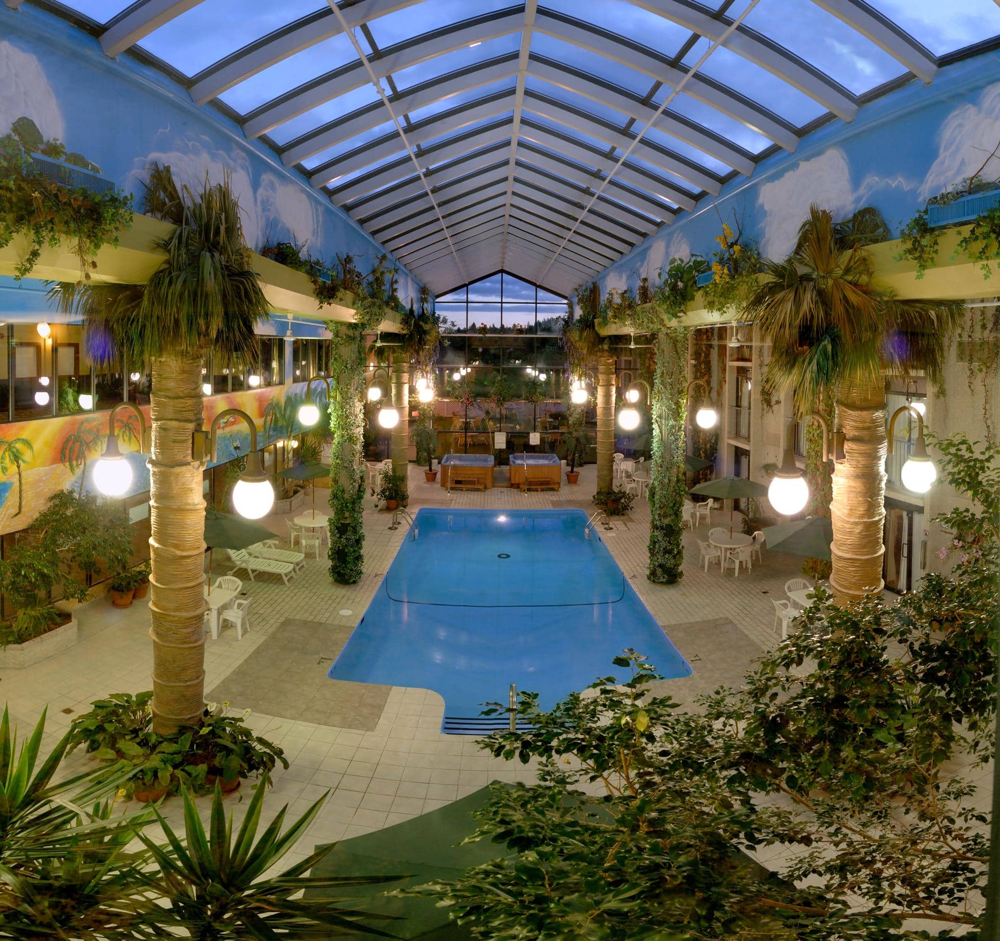 15 hôtels avec piscines intérieures où prendre des vacances cet hiver | JDM