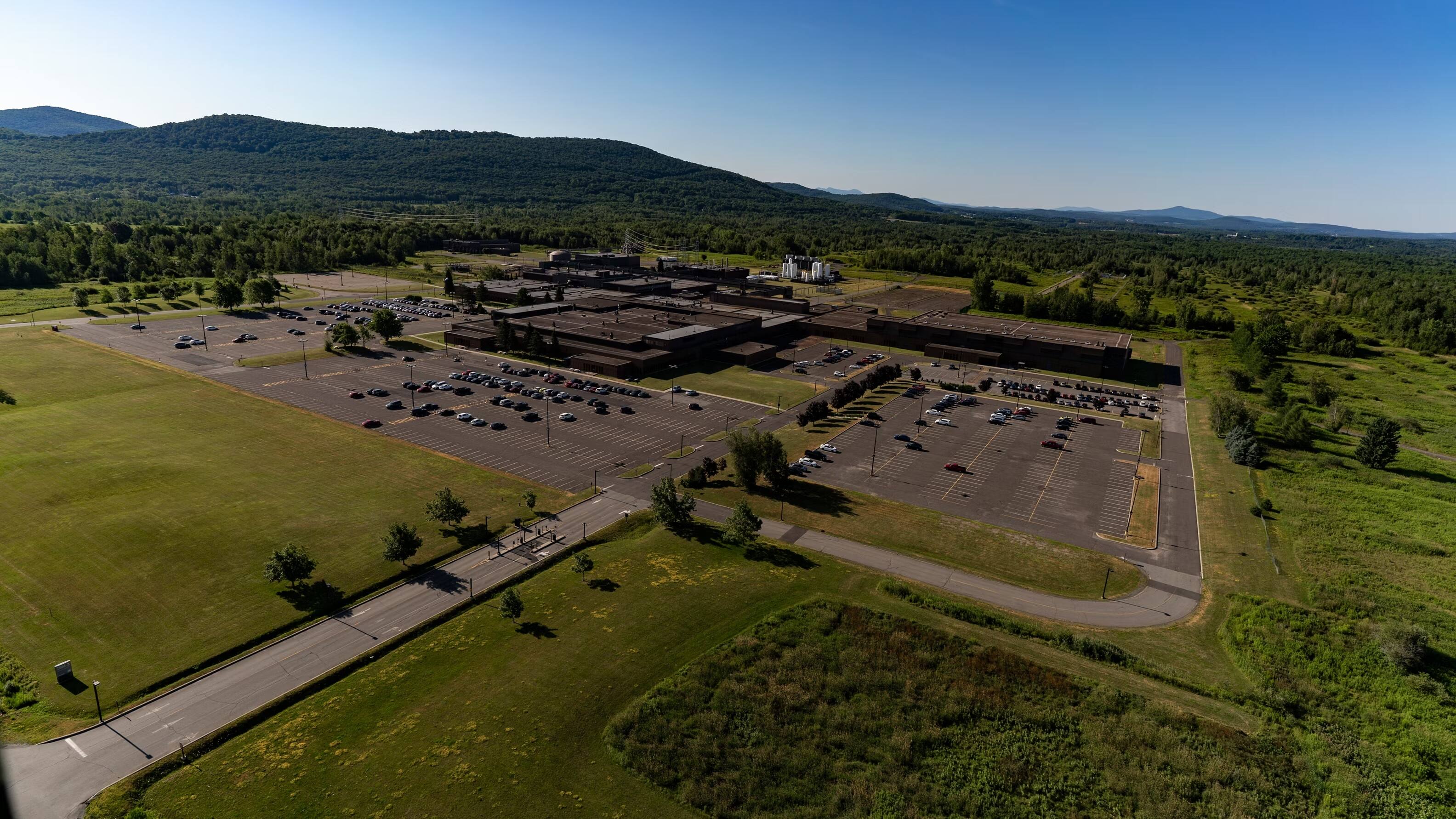 Plus de 400 M$ en fonds publics en 15 mois pour le géant américain IBM ...