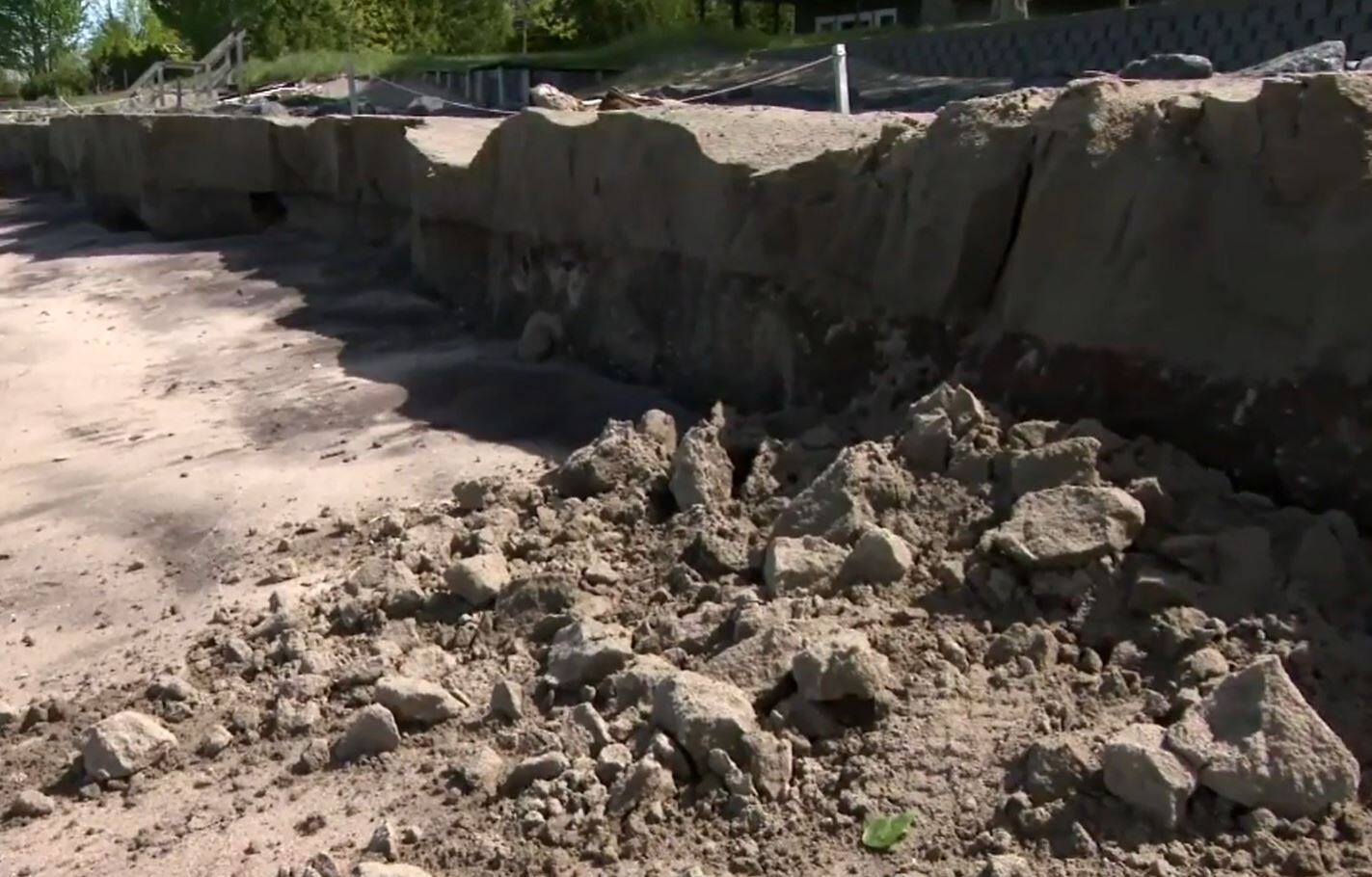 Rio Tinto: un épi pour limiter l’érosion des berges | TVA Nouvelles