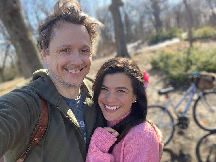 Simon Olivier Fecteau rend un hommage émouvant à son amoureuse pour ses ...