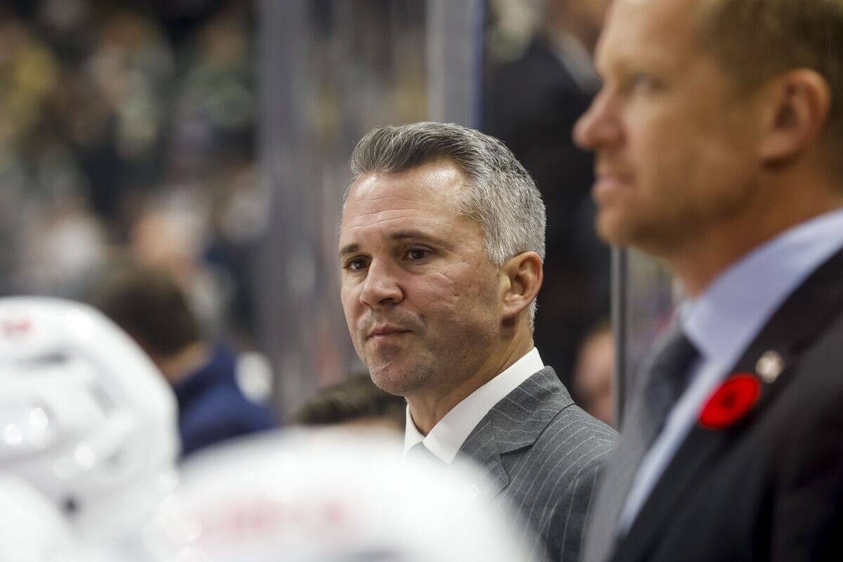 Martin St-Louis pique la curiosité à travers la LNH - TVA Sports