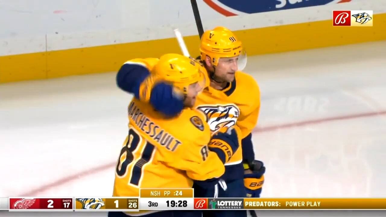 Stamkos débloque enfin, mais les Predators s'enlisent | JDM