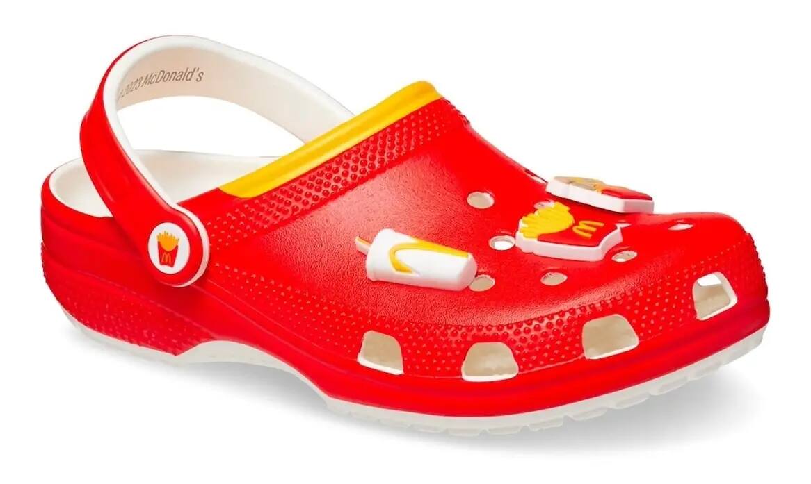 Les Crocs X McDonald's sont sortis et voici où vous les procurer | Le ...