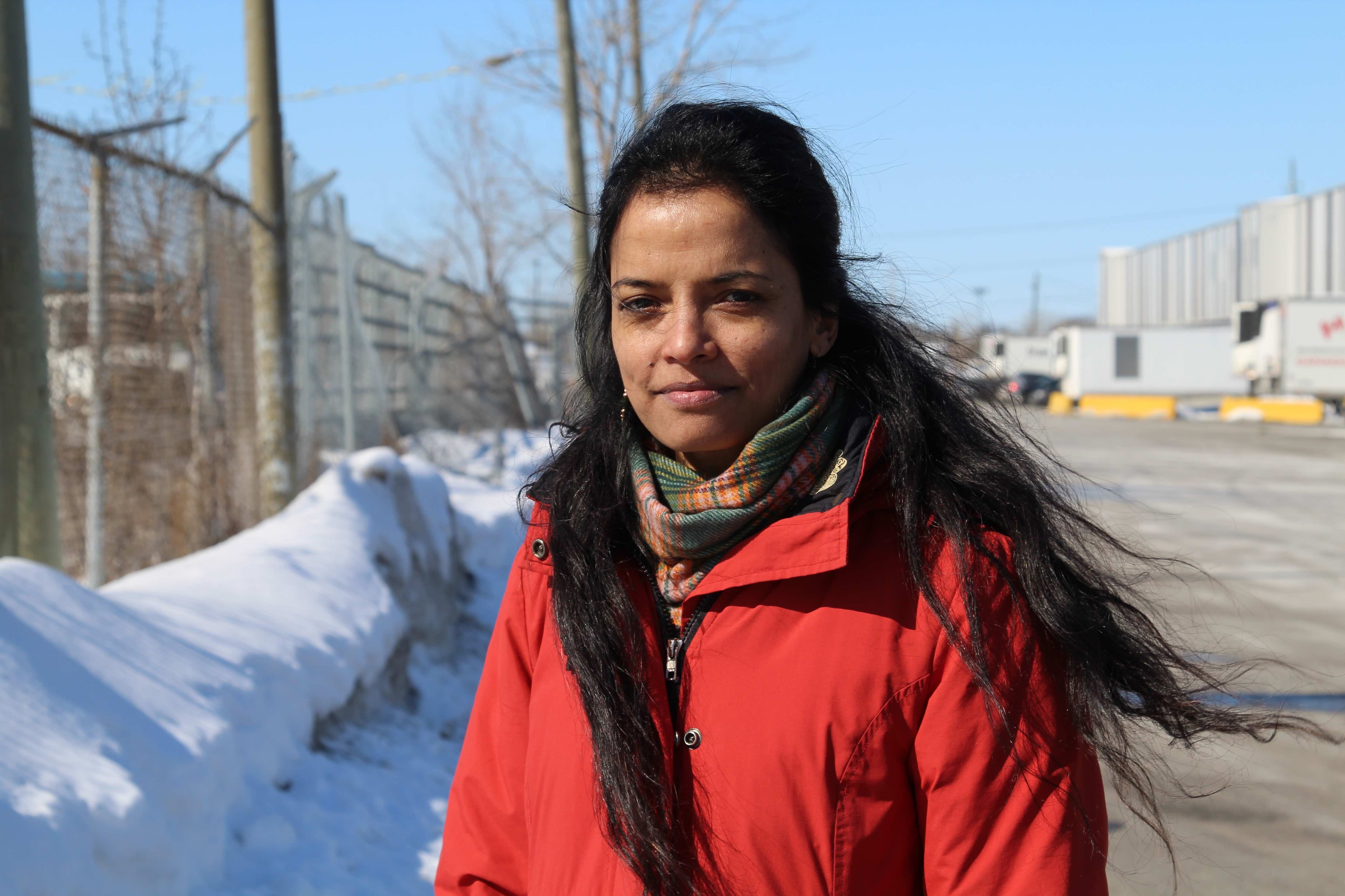 Montréal jette sa neige dans l'ancienne carrière Francon, un trou géant ...