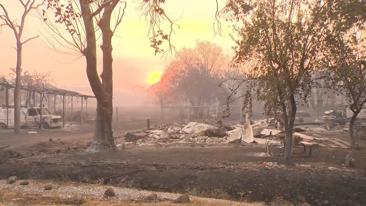 EN VIDÉO | Un incendie ravage une ville remontant à la ruée vers l'or ...