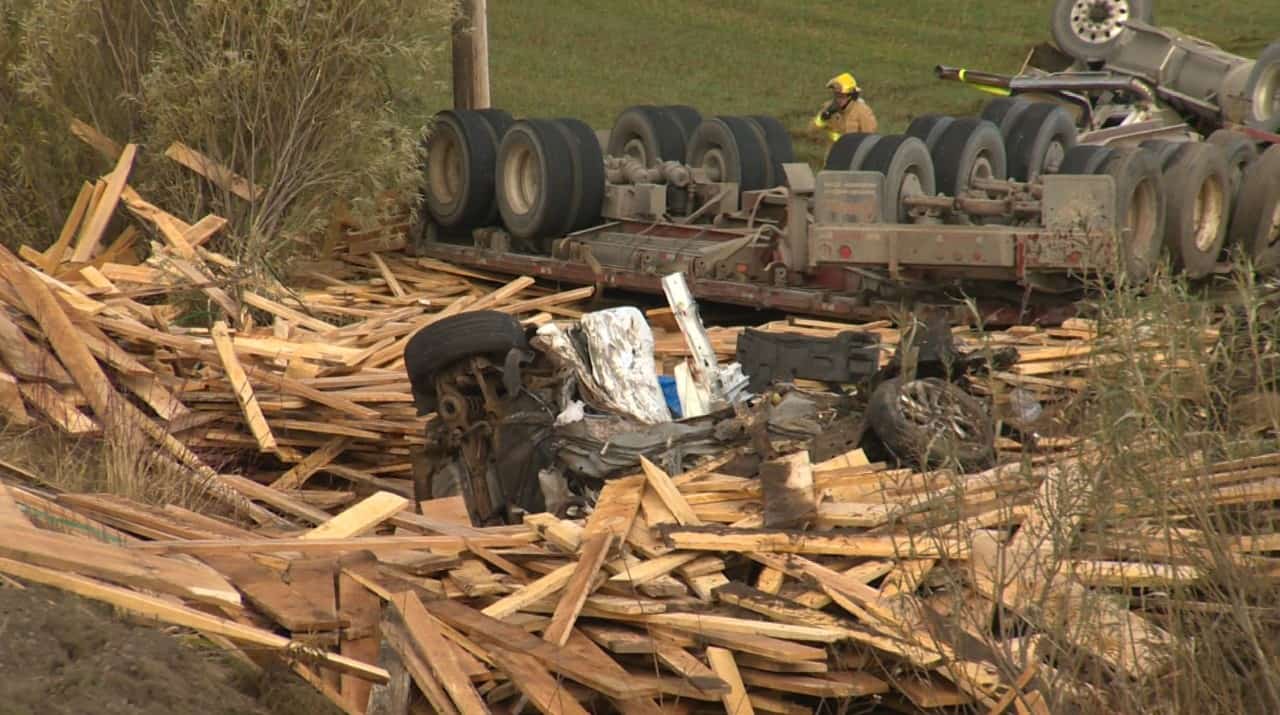 Une conductrice perd la vie à la suite d'une collision foudroyante dans ...