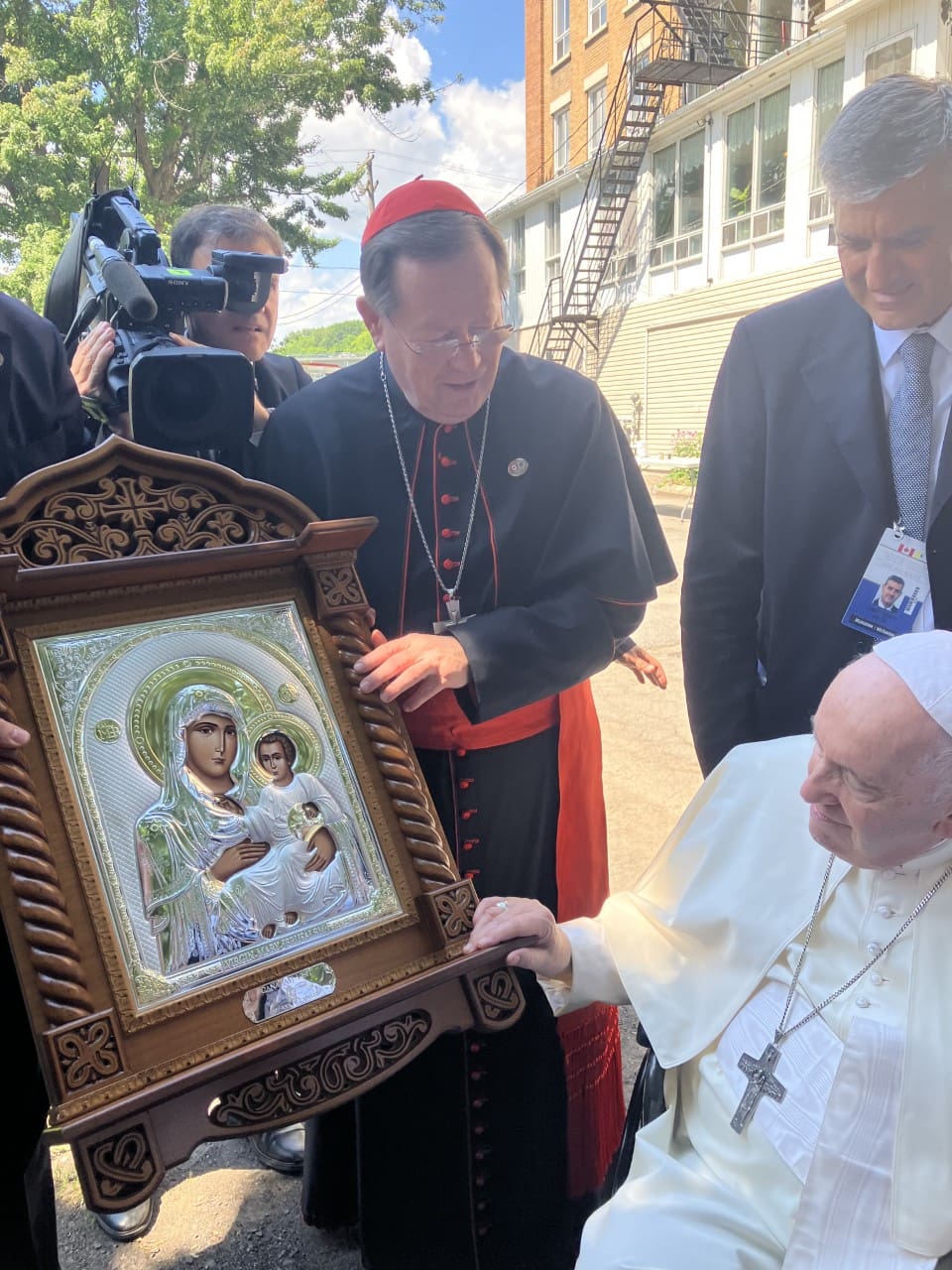 Visite surprise du pape à la Fraternité Saint-Alphonse de Beauport ...