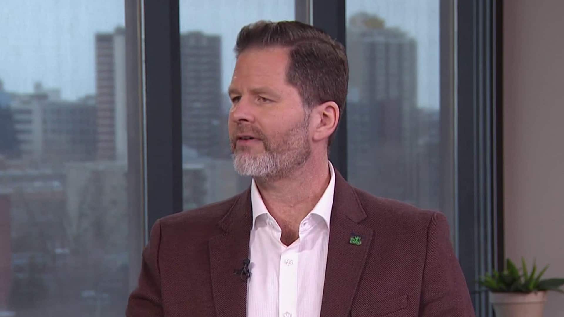 Visite guidée du centre de tri avec Grégory Pratte | Salut Bonjour