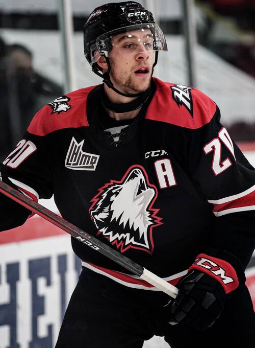 Xavier Bouchard donne la victoire aux Huskies - TVA Sports