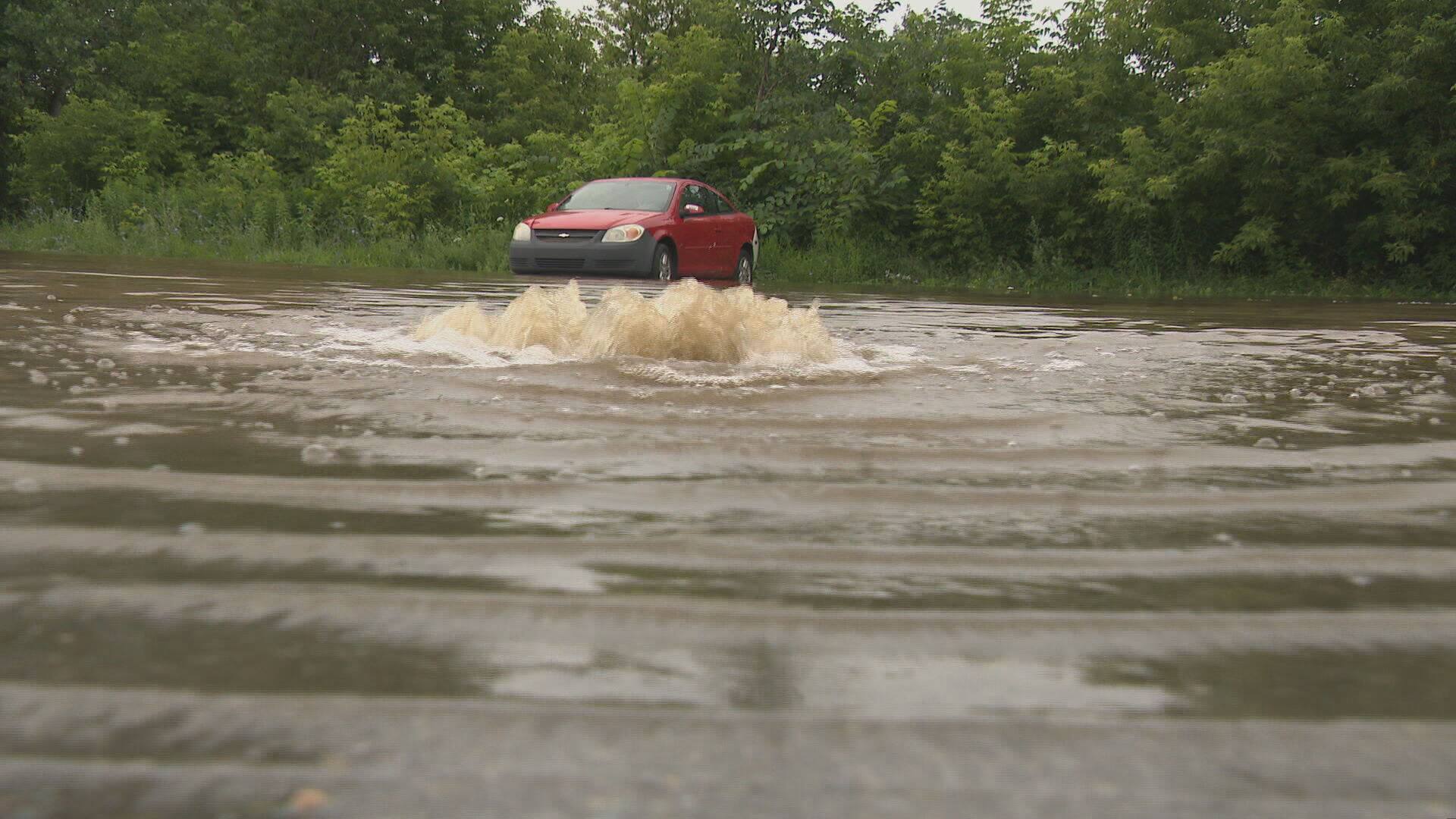 Inondations: du «jamais-vu» en Estrie | TVA Nouvelles