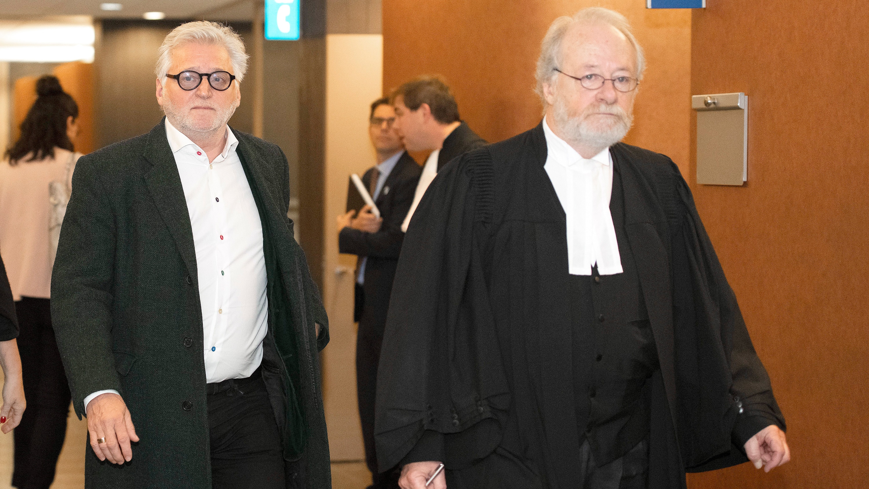 Rozon poursuit Julie Snyder et Pénélope McQuade | JDQ