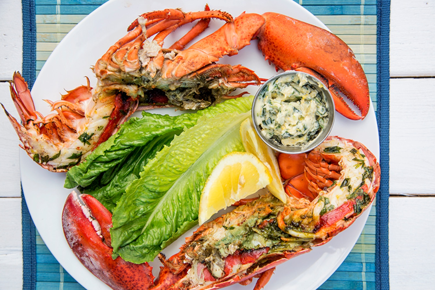 Homards grillés au beurre de citron et d'estragon | Recettes du Québec