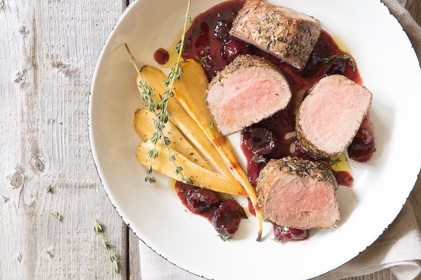 Filet de porc, sauce à la moutarde et aux cerises | Recettes du Québec