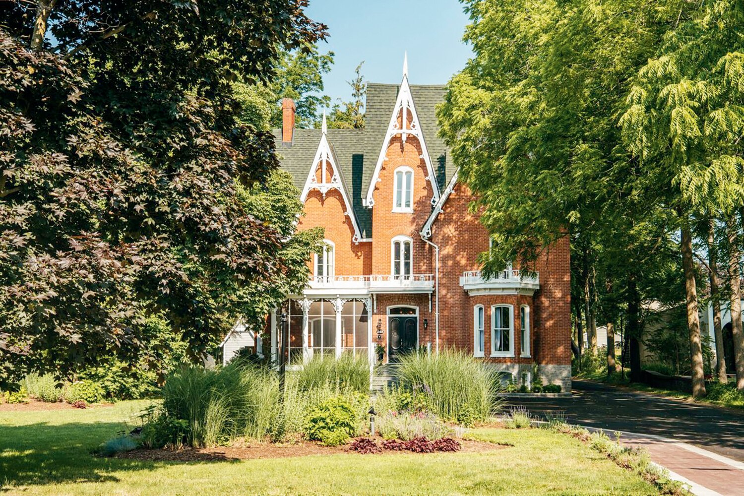 The Merrill House For A Weekend Escape From The Ordinary | Style at Home